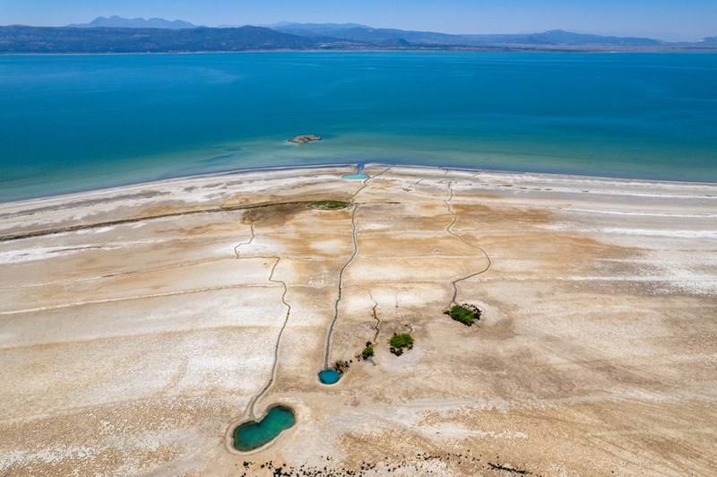 European bathing water quality in 2023 | Publications | European ...